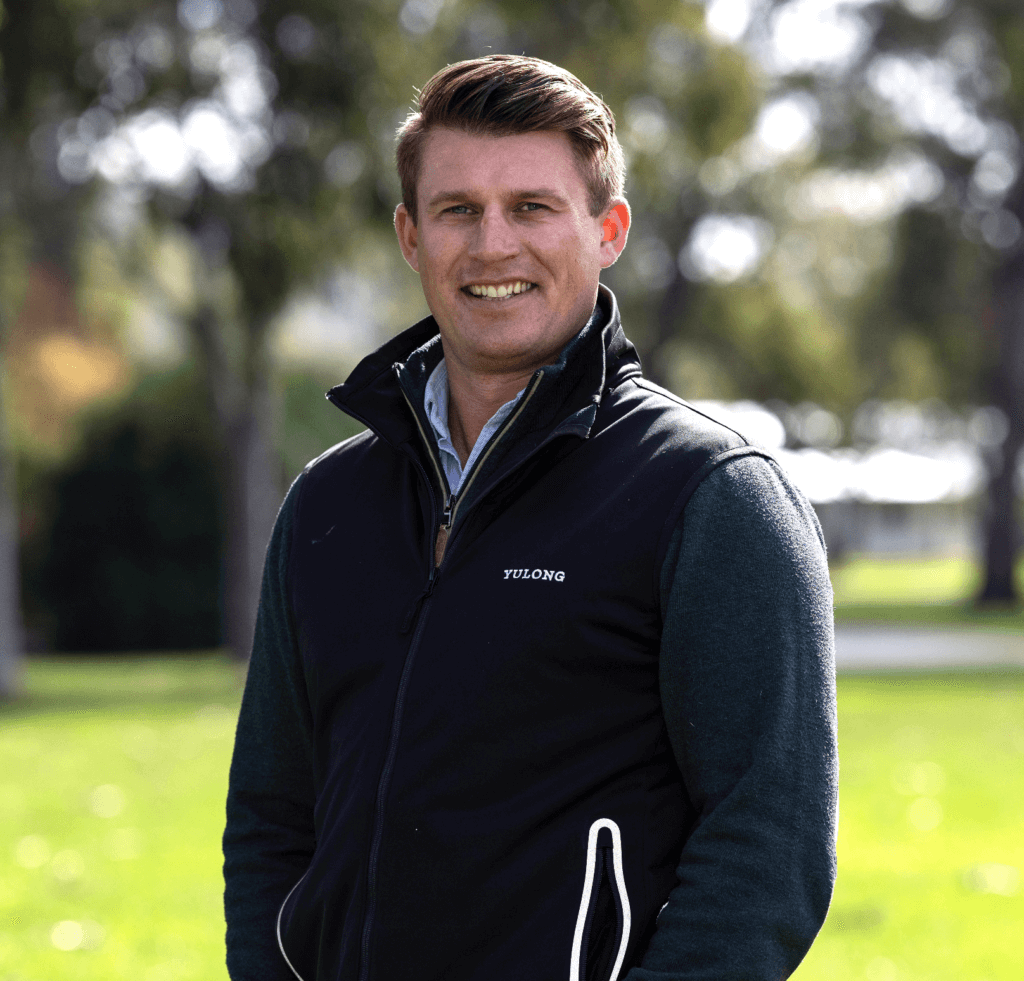 Contact - Yulong Invest