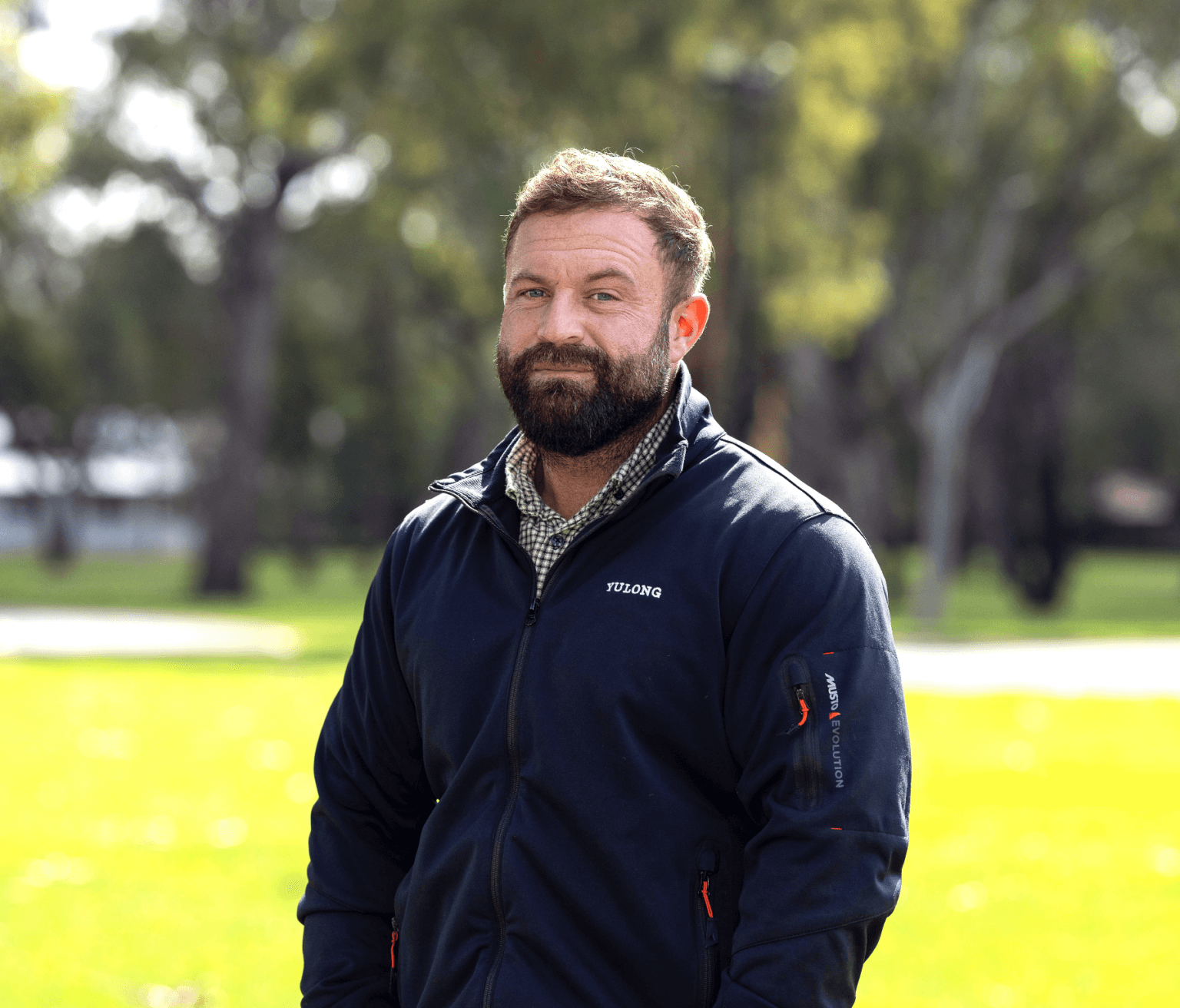 Contact - Yulong Invest